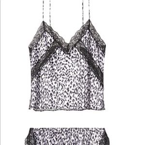 Victoria's Secret | Intimates & Sleepwear | Nwt Vs 2 Piece Pj Set ...